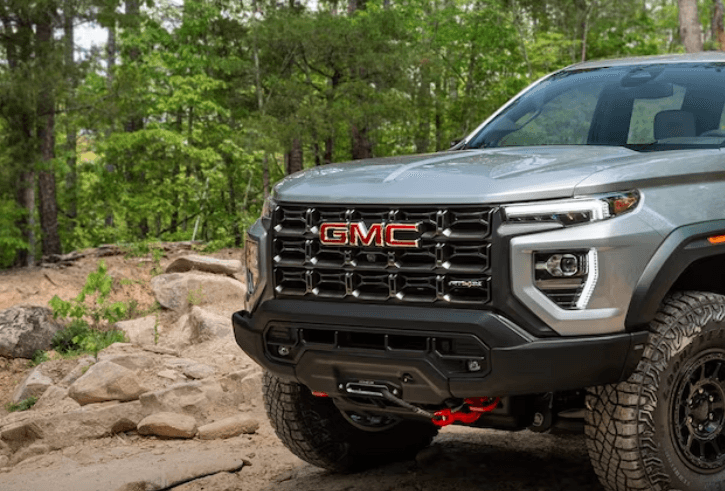 2024 GMC Canyon AT4X & AT4X AEV | Differences, Features & Pricing