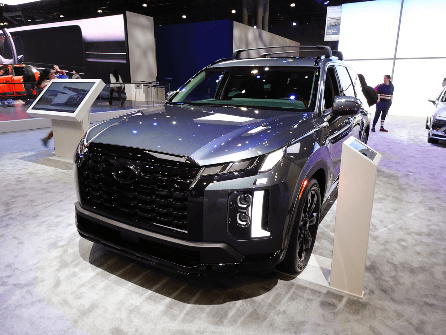 2024 Palisade vs. 2024 Toyota Highlander: Which SUV Reigns Supreme ...