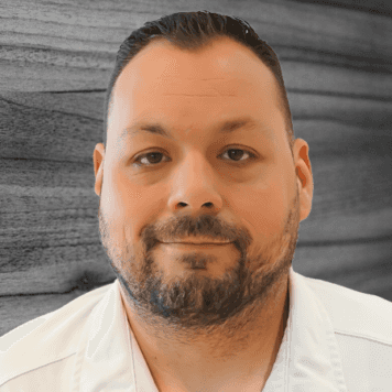 Staff | Miami Land Rover Dealer