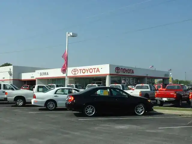 About Us | Serra Toyota of Decatur Serving Athens, AL