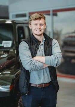 Victory Chrysler Dodge Jeep Ram Staff | CDJR Dealer